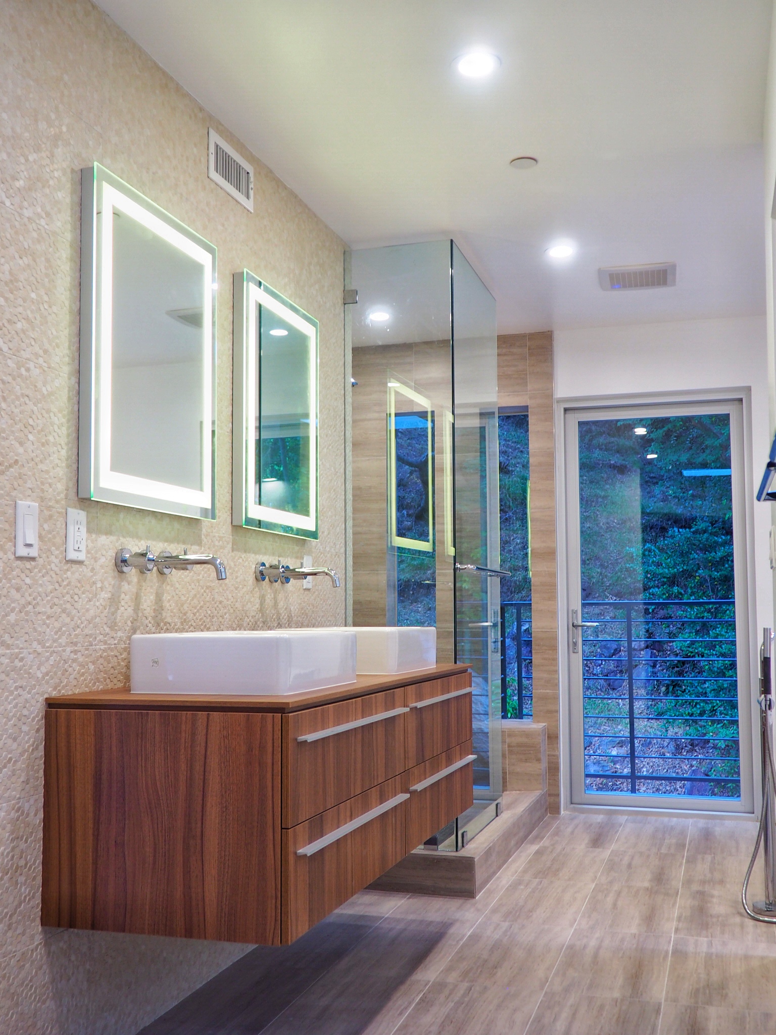 bdesign construction company